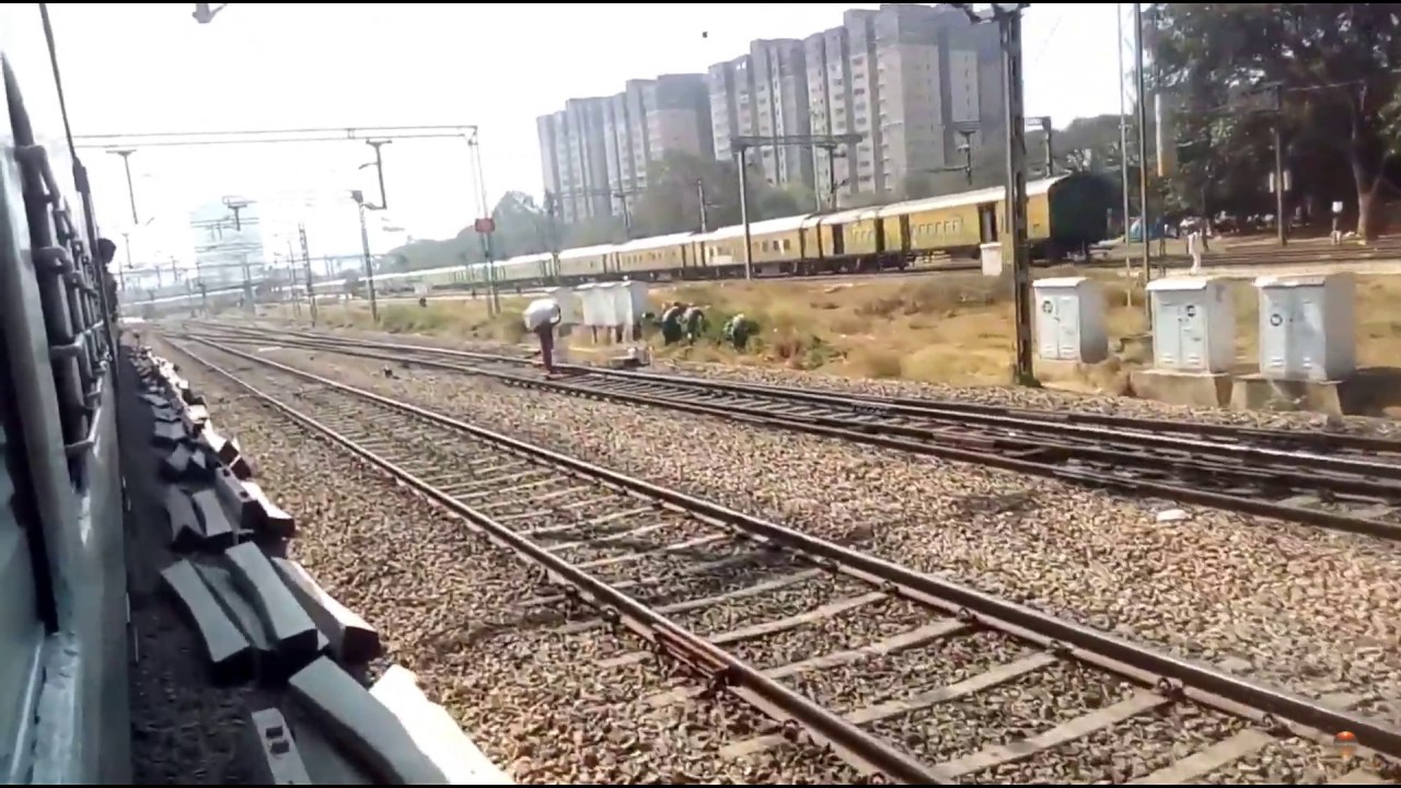 Yesvantpur - Howrah Duranto Train and Kondaveedu Express | Indian ...