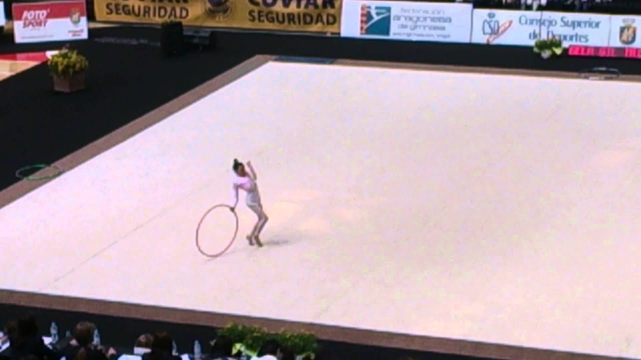 Angela Gil ( Zaragoza 27-04-2013) - YouTube