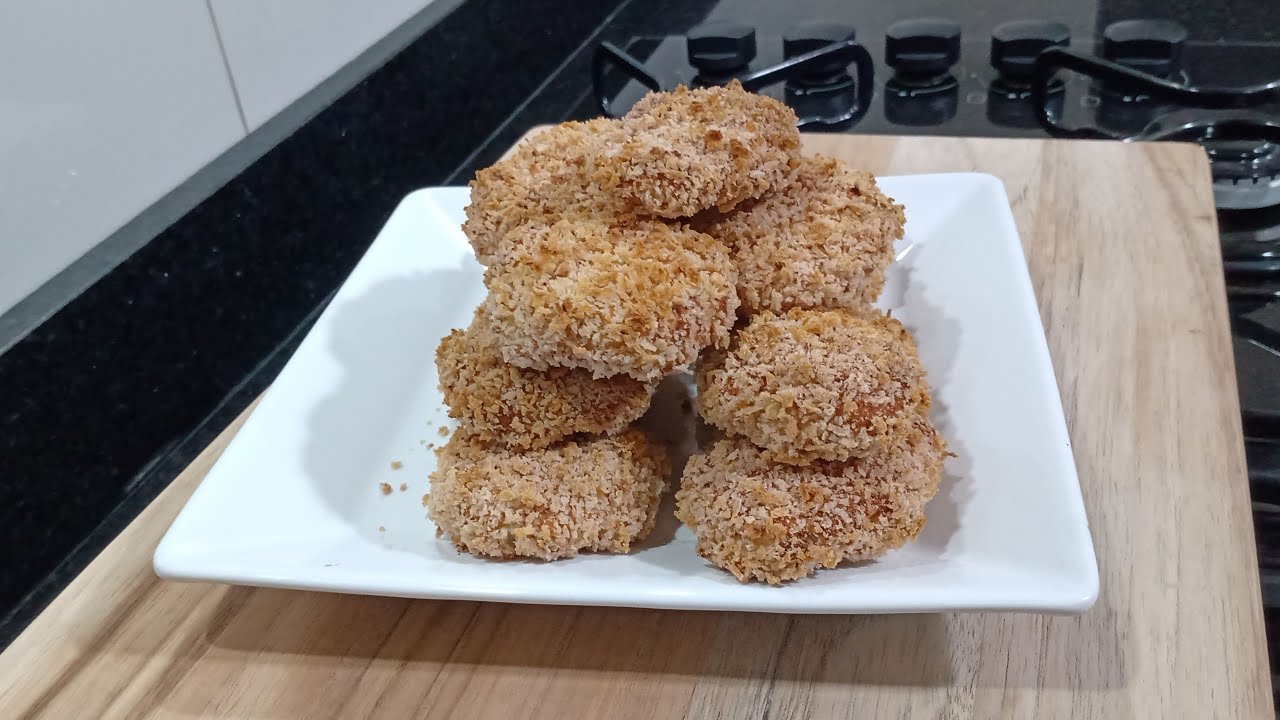 NUGGETS DE FRANGO CASEIRO - A receita mais saudável - sem nenhuma gota ...