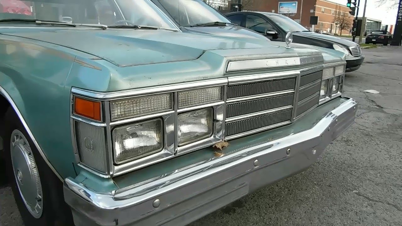 A RARE 79 CHRYSLER LEBARON SEDAN SPOTTED IN MONTEAL / 5-4-19 - YouTube