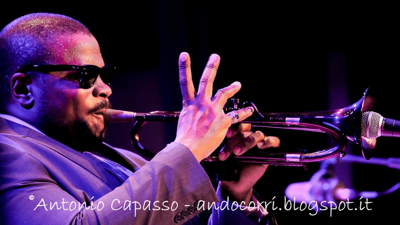 Jeremy Pelt in Concerto a Busto Arsizio - YouTube