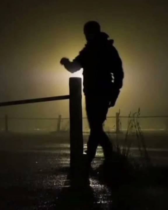 #Shorts - Nigdy Nie Wracaj Do Przeszłości 😥 - YouTube