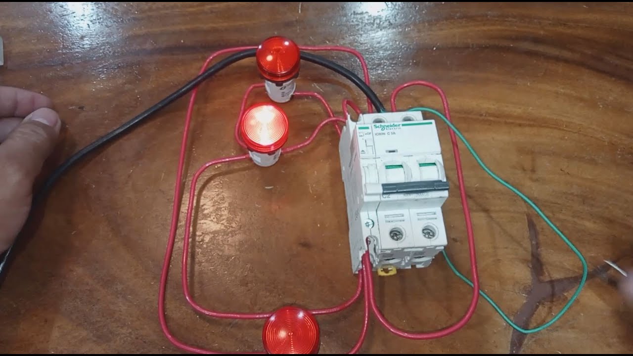 Schneider Electric A9A26929 Auxiliary Contact Teardown And BMS ...