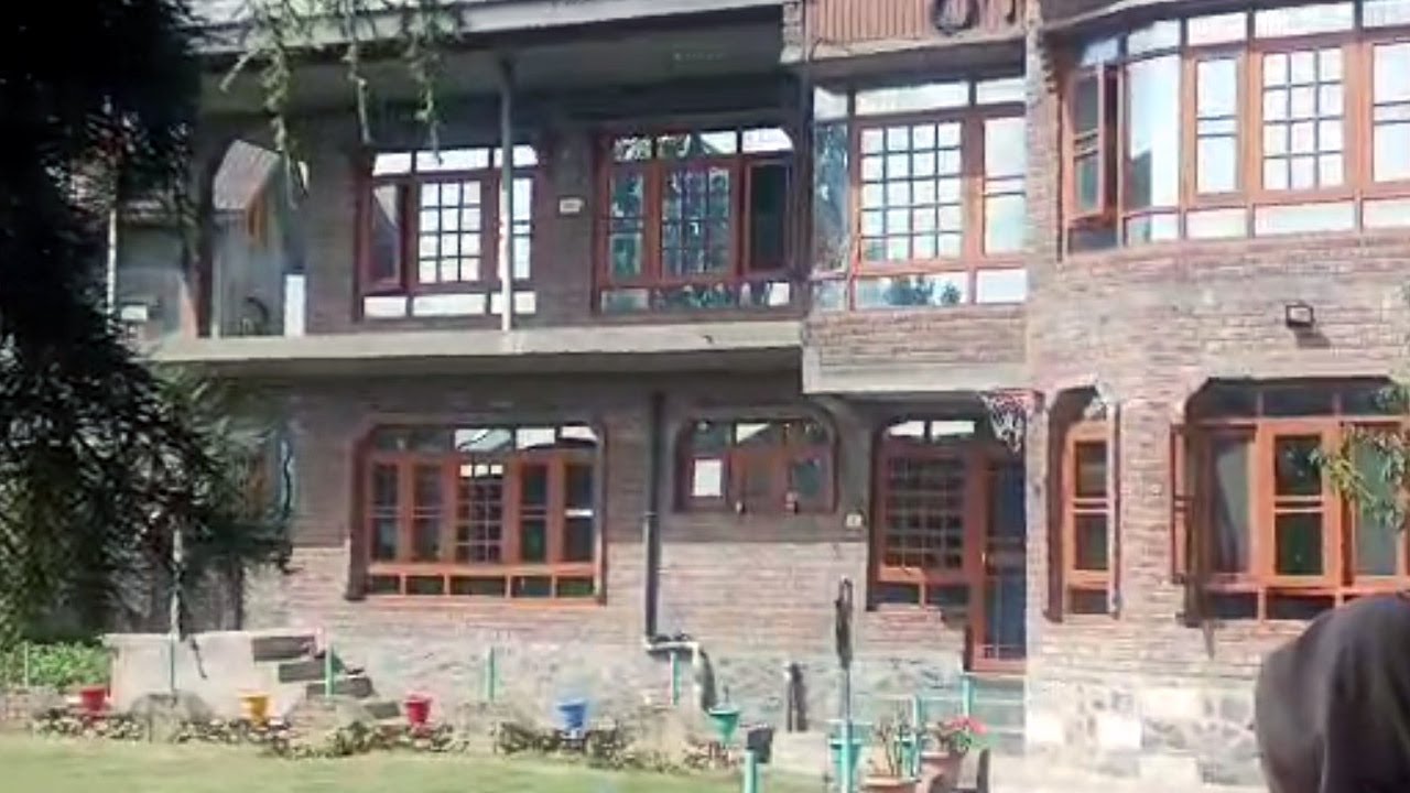 Srinagar: NIA Attaches Property Of Hurriyat Leader Ayaz Akbar - YouTube