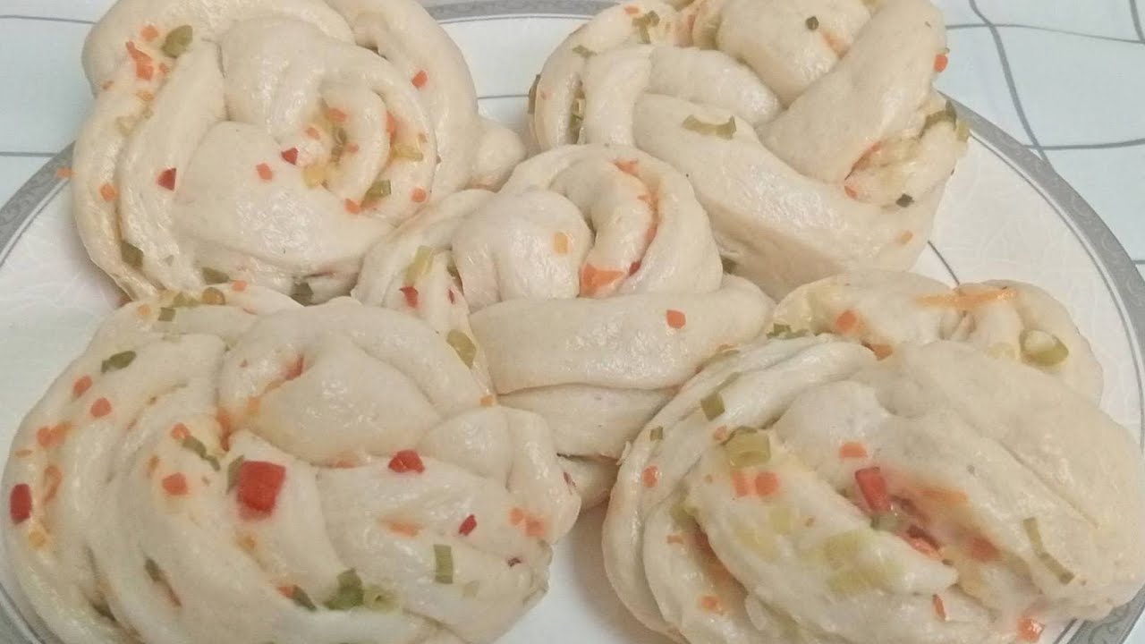 ROTI SAYUR KUKUS BISA TUK TEMAN NGOPI !! ENAK JUGA RASANYA - YouTube
