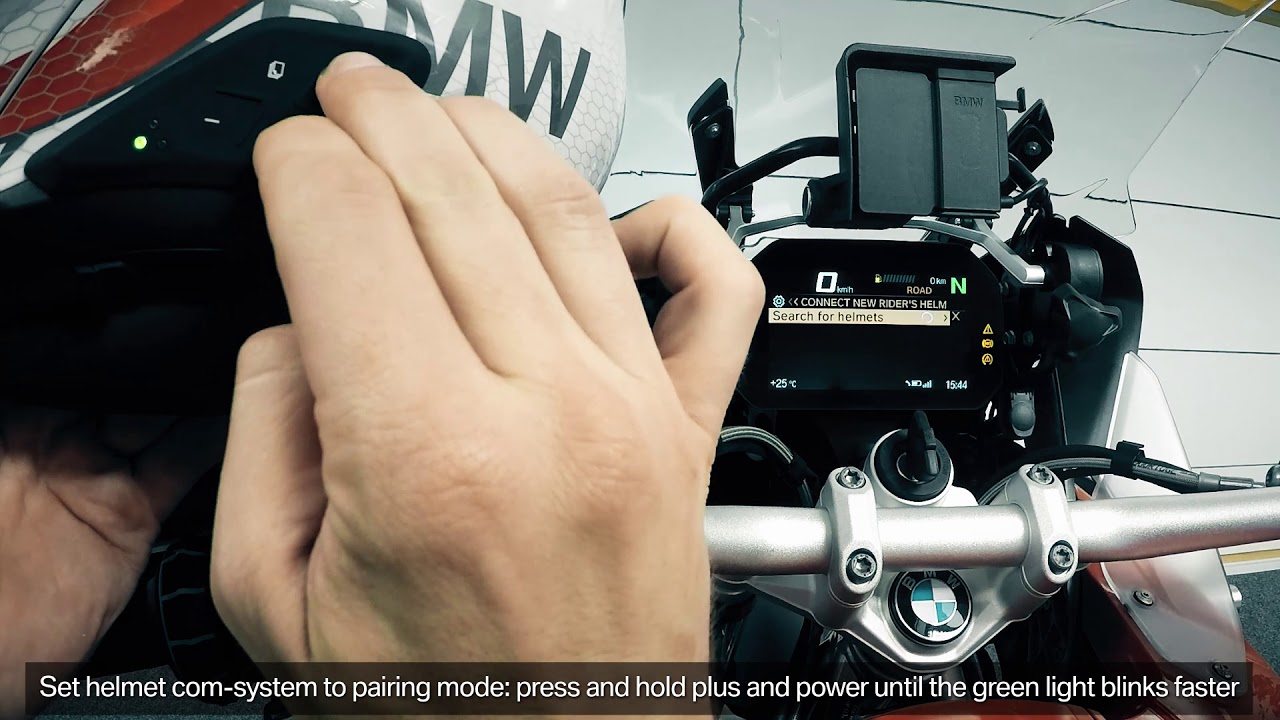 BMW Motorcycles of Miami TFT display pair with smartphone - YouTube