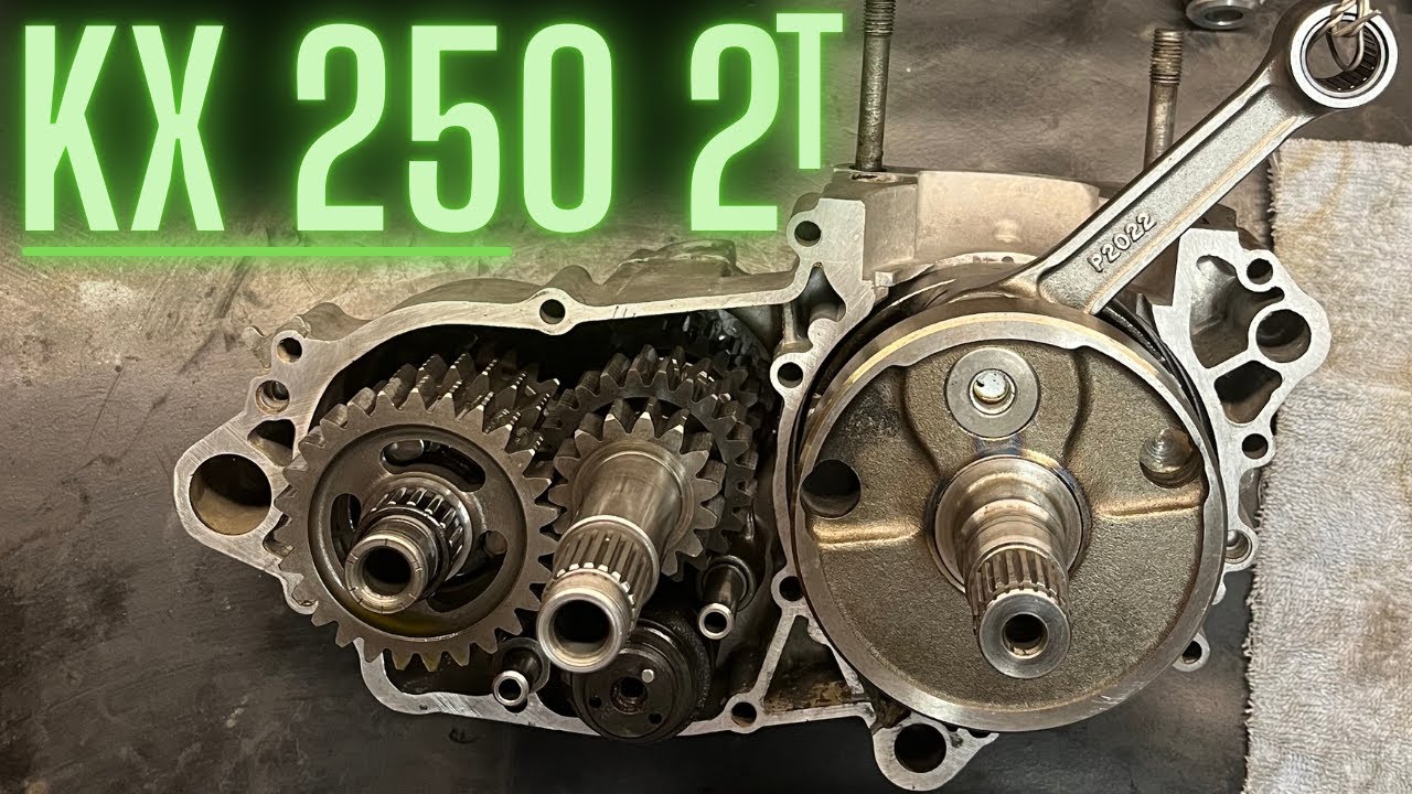 Rebuild ENGINE Kawasaki KX 250 2t - pt. 1 - YouTube