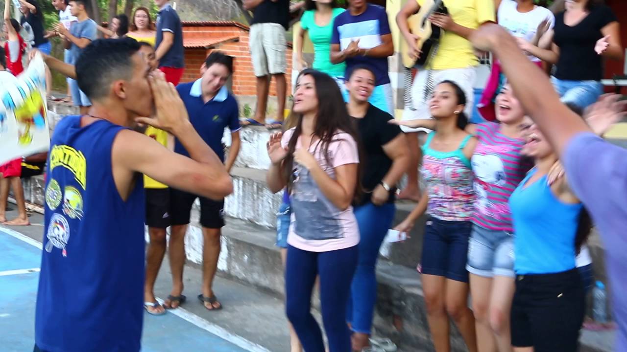 Everyone Cheering - YouTube