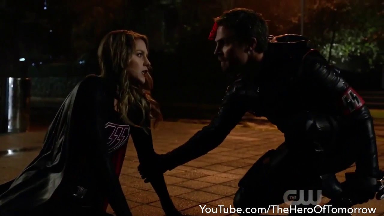 The Flash 4x08 Flash, Green Arrow, Supergirl VS Reverse Flash, Dark ...