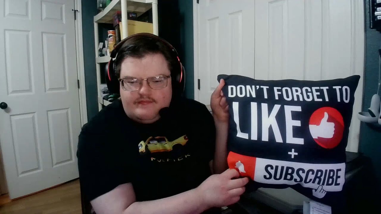 My new pillow - YouTube