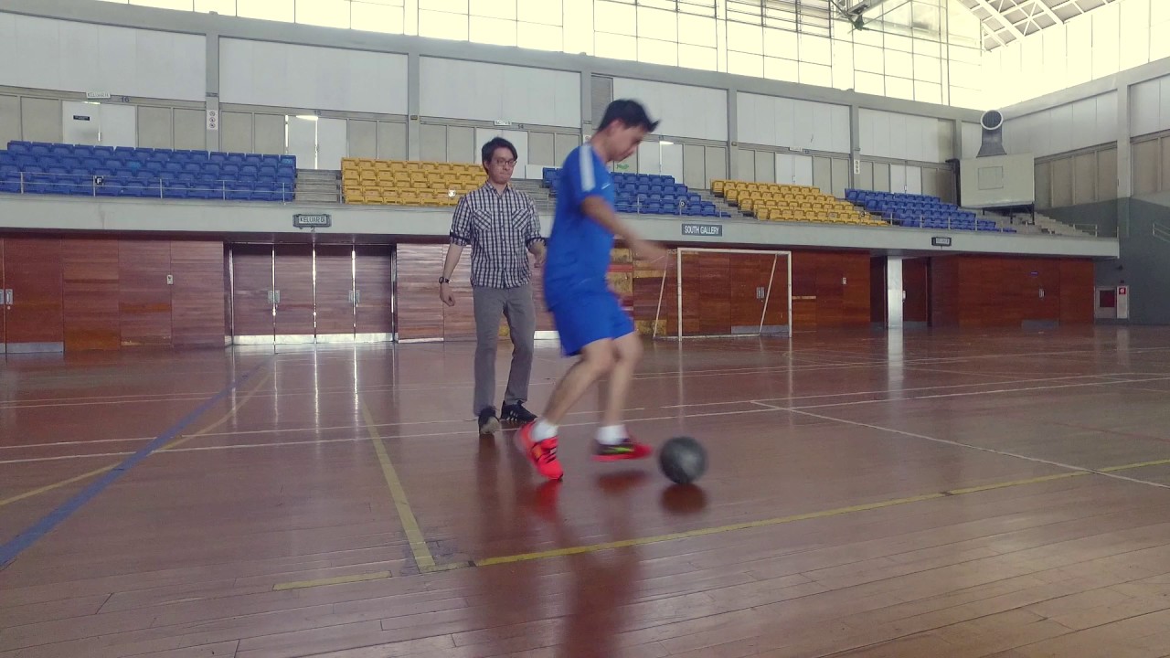 5 Futsal Training Drills To Make You A World-Class Player - YouTube