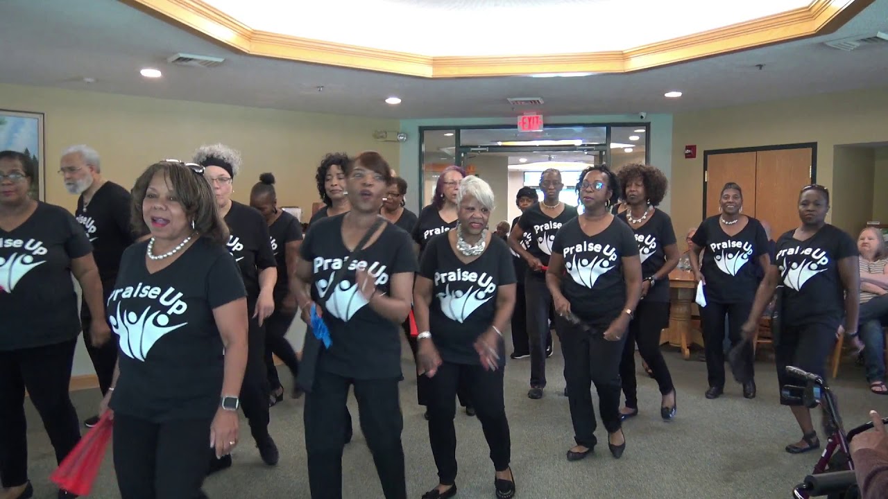 Praise Up Gospel Line Dance Ministry - War - YouTube