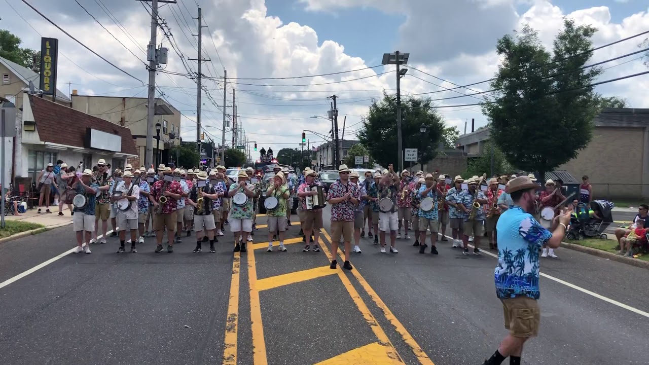 Woodland String Band “Step to the Rear” 2019 - YouTube