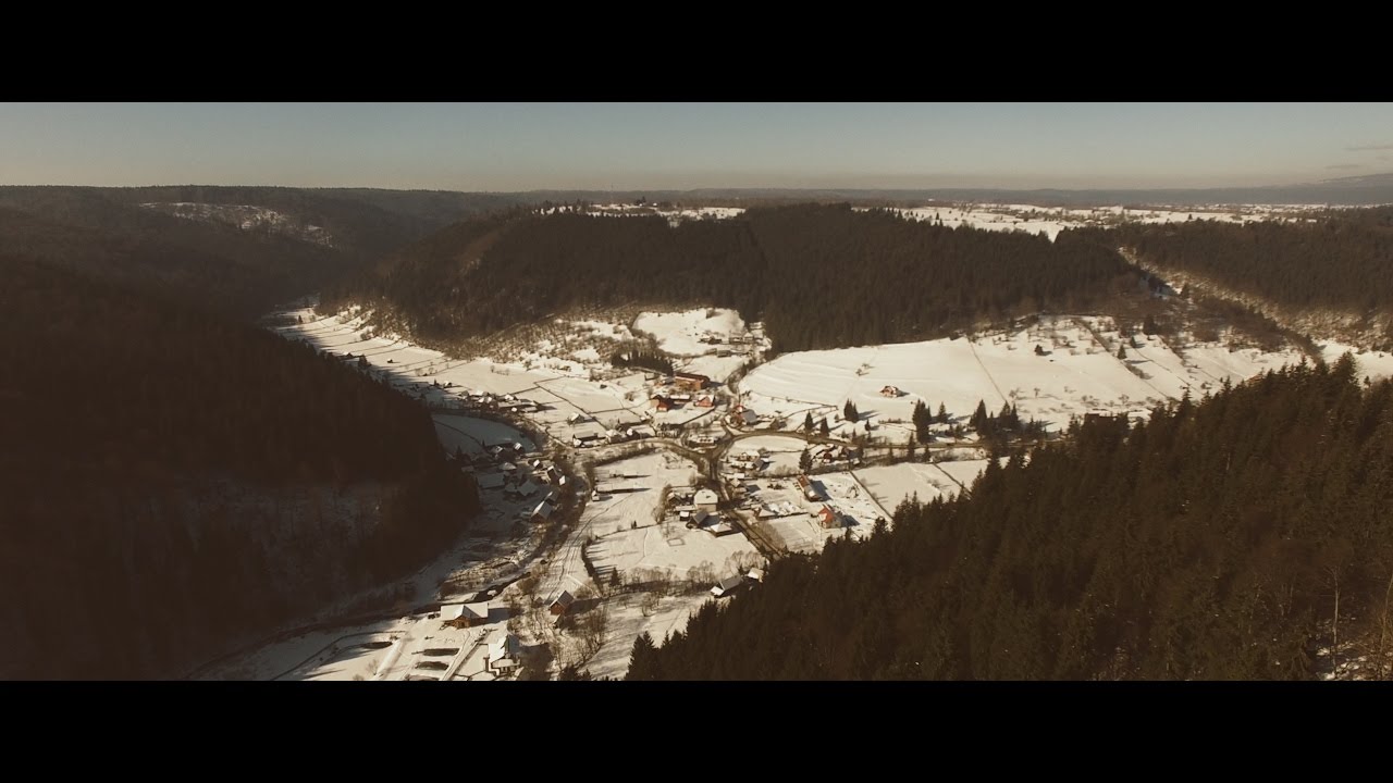 Winter in Varsag, Harghita, România (imagofilm.ro) - YouTube