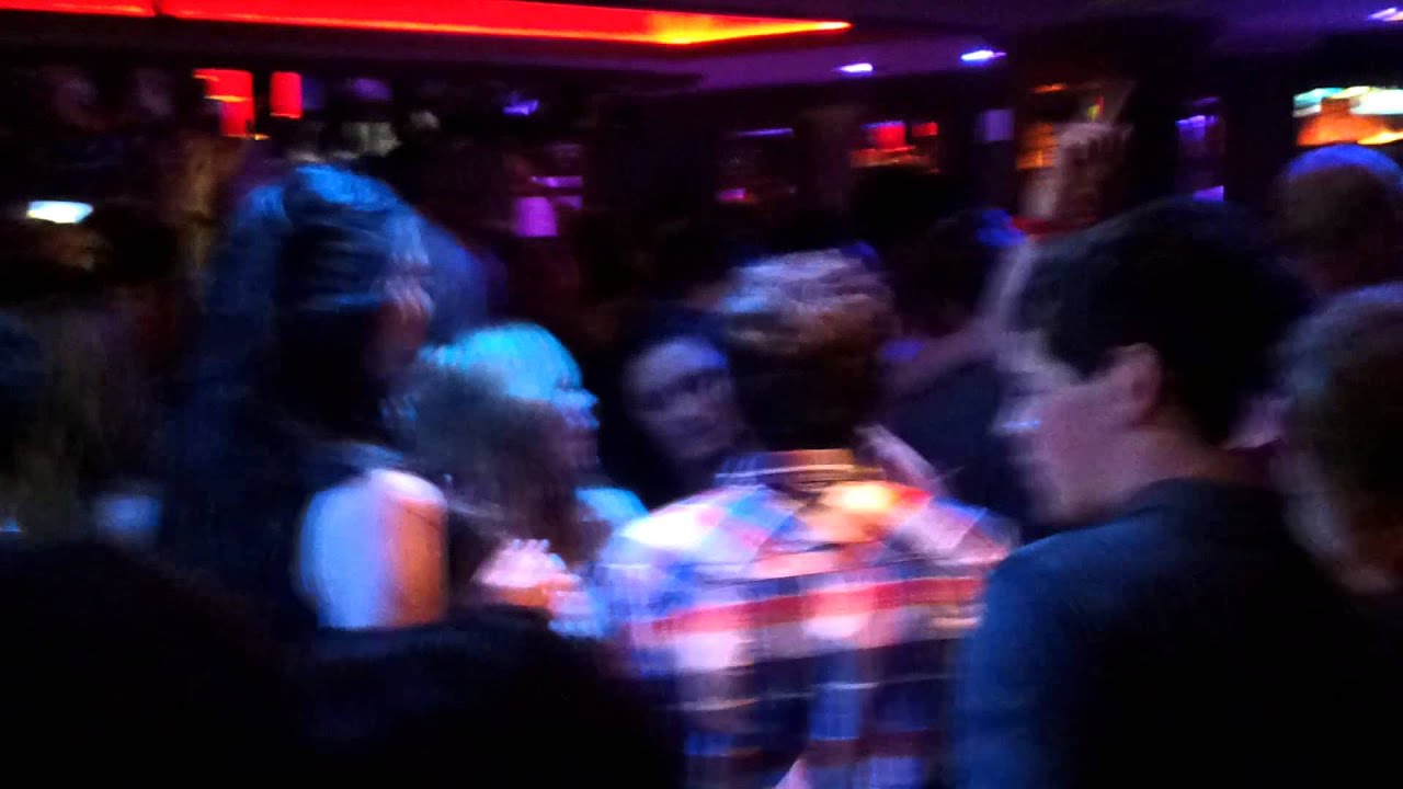 Dj gladi in dtwo night club - YouTube