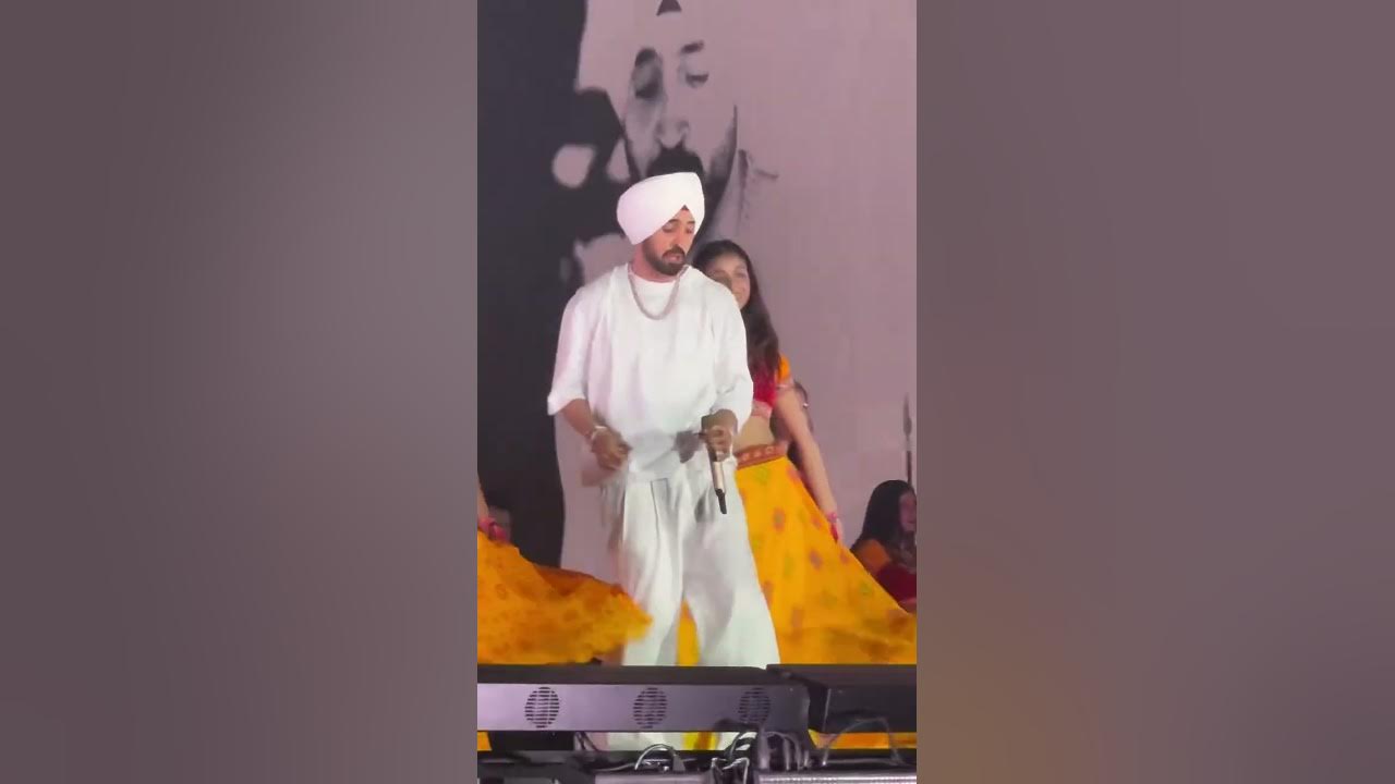 yah Dil Tum De De Apne yaar Ko choli Ke piche kya hai choli Ke piche ...