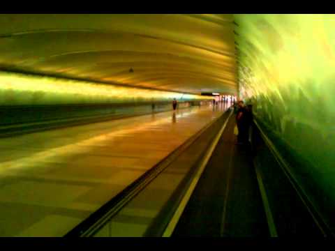 Detroit Metro Airport's McNamara Terminal - YouTube