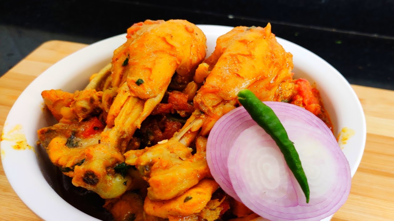 CHICKEN CURRY | CHICKEN CHILLI CURRY | GREEN CHICKEN | EASY CHICKEN ...