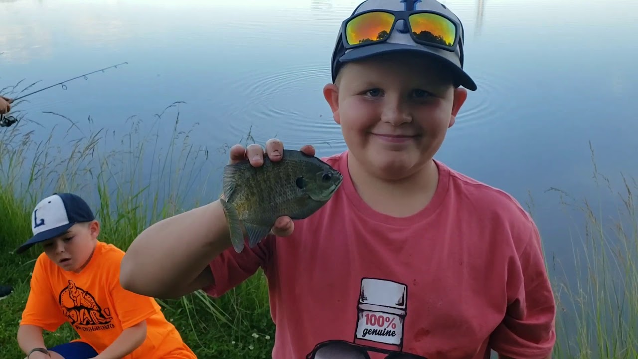 FISH OHIO BLUEGILL! - YouTube