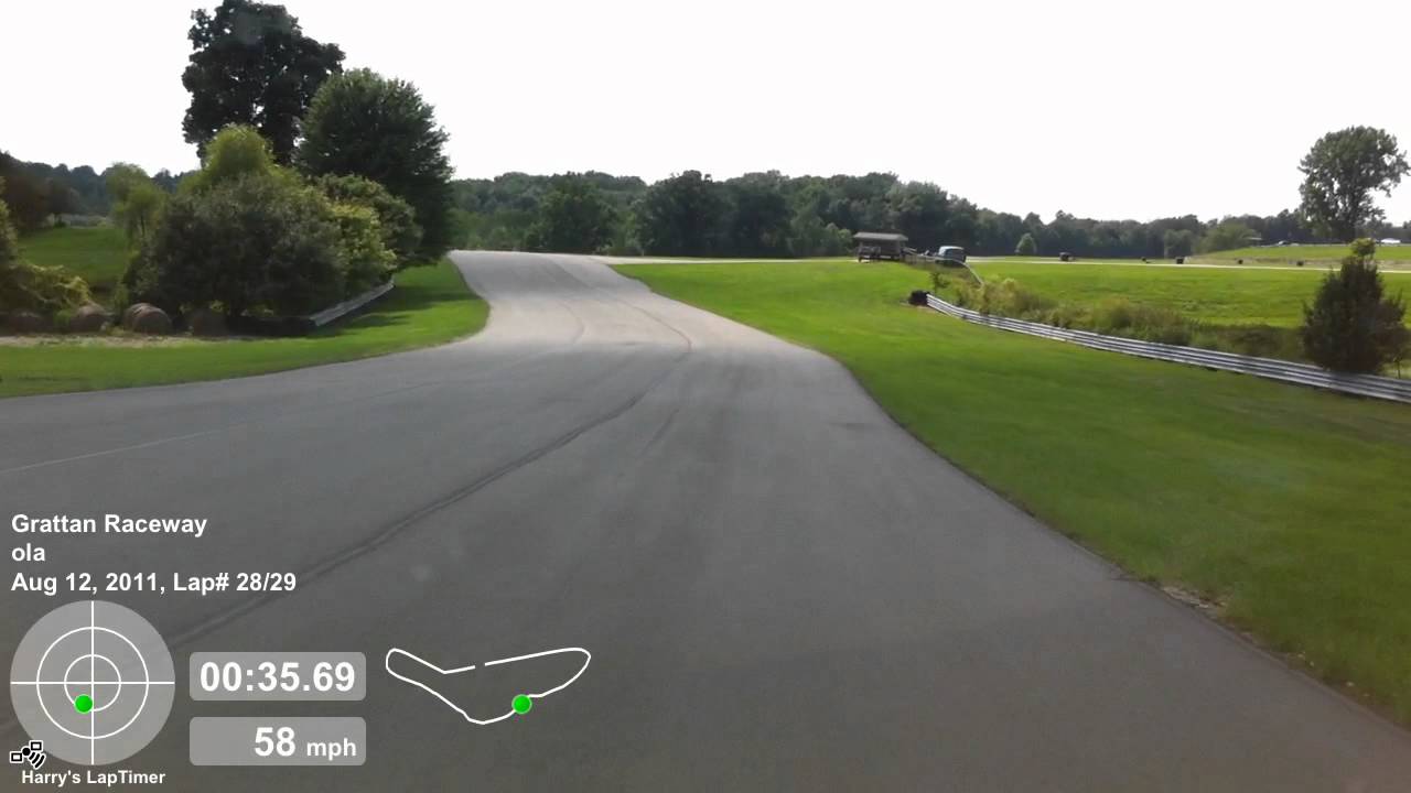 Radical passing 996TT at Grattan 2011_08_13 - YouTube