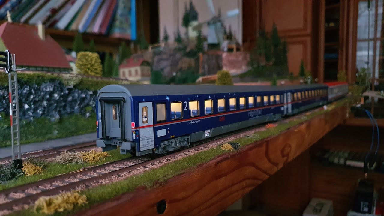 ACME 55187 DCC vagon világítás természetes fehér htech.hu - YouTube