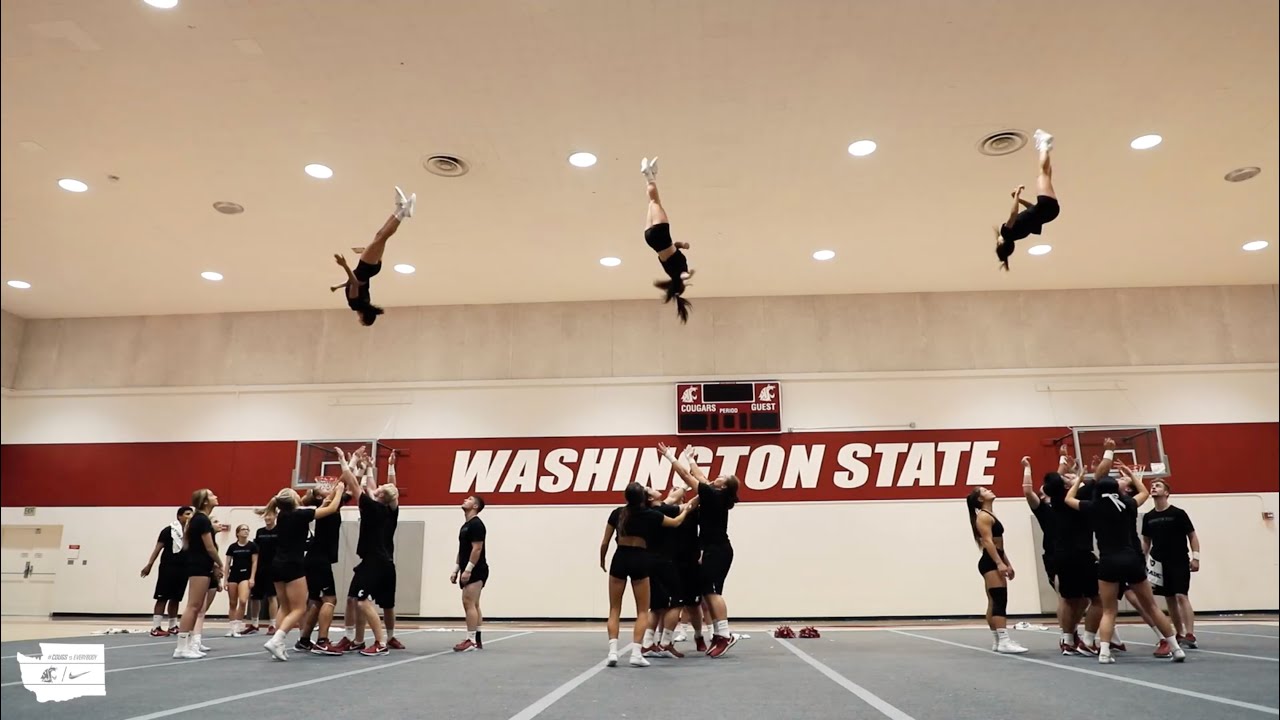 Washington State University Strength and Conditioning Cheer - YouTube