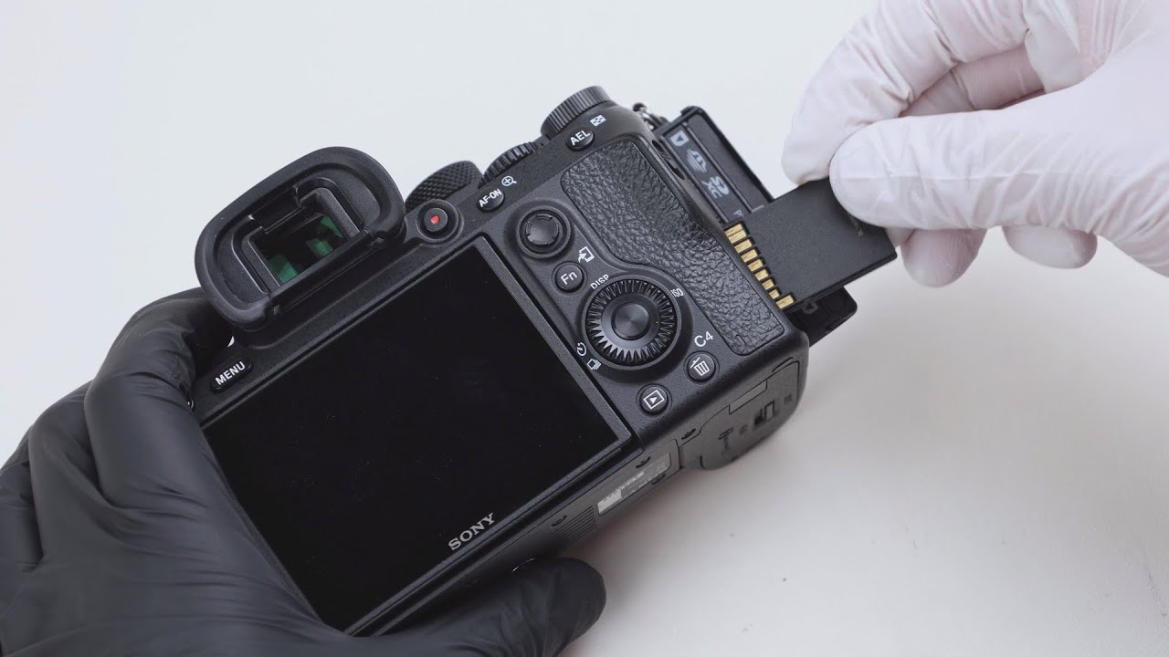 索尼A7M3 相机不读卡换卡槽维修Sony camera memory card repair - YouTube