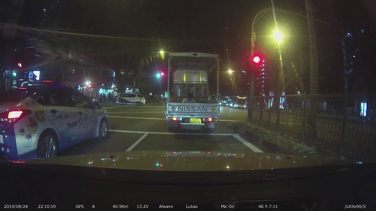 GBD9466K, beats red light - YouTube