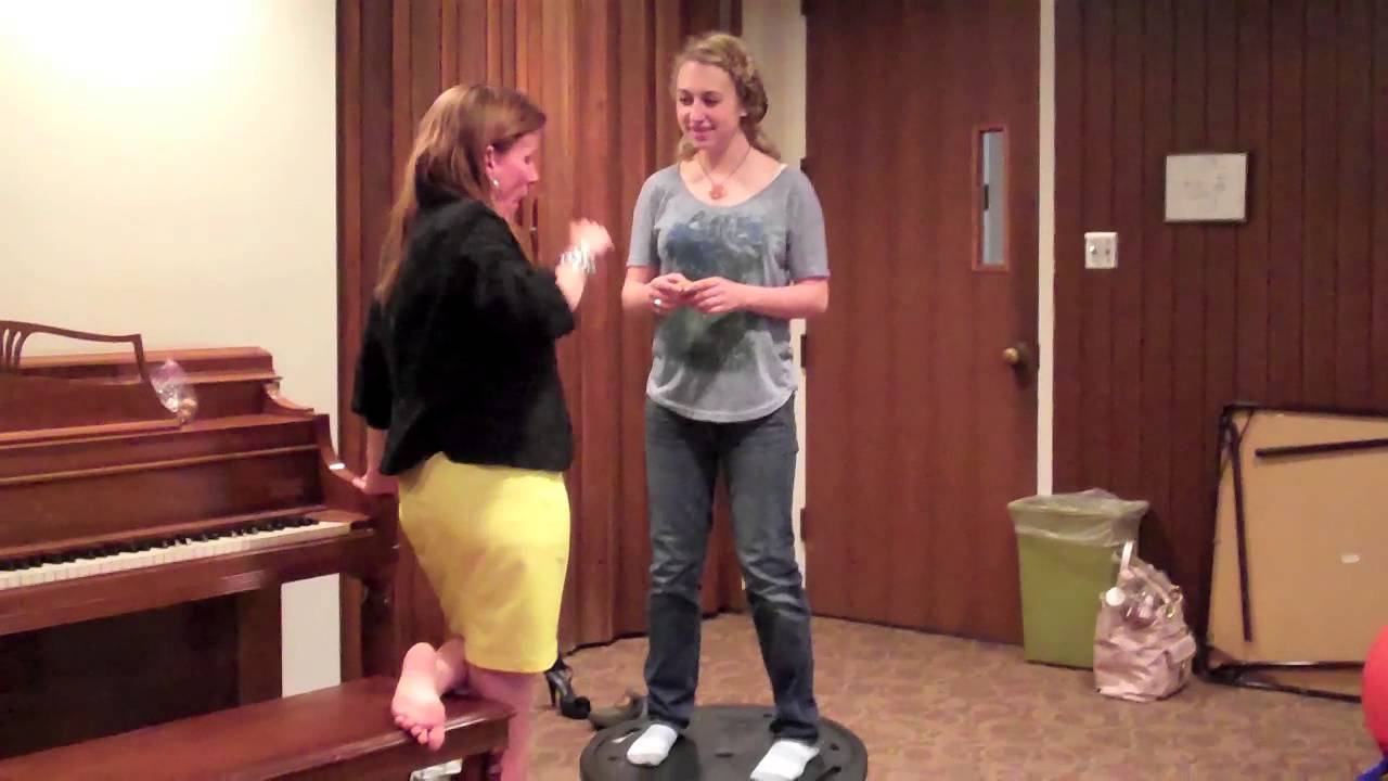 News-Herald follows Heidi Skok: Lesson 2, Walnut - YouTube