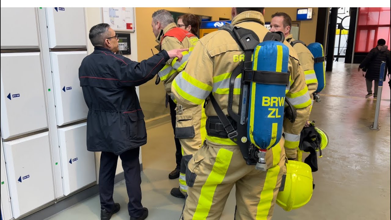 Fire Alarm at the Train Station. - YouTube