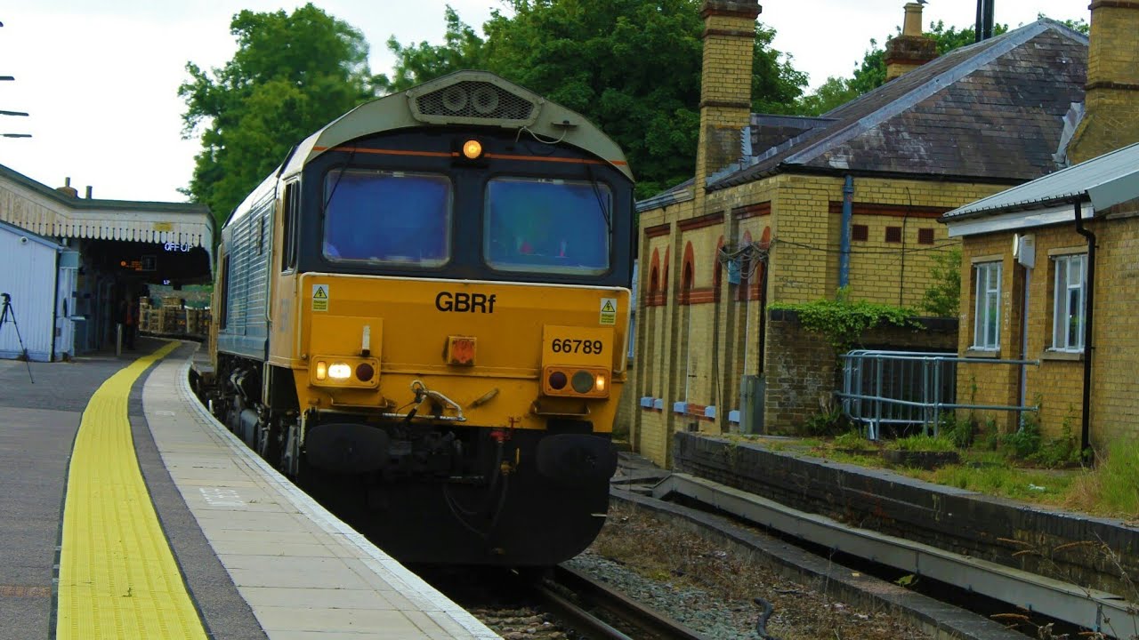 Gbrf class 66789/66776 pulling welded rails through Faversham 30/05/21 ...