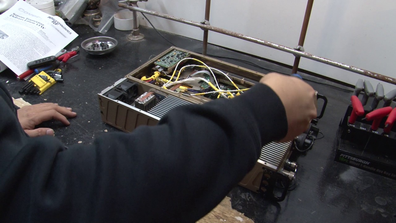 (23) GCS Panther SATCOM Terminal Teardown (Pt 1) - YouTube
