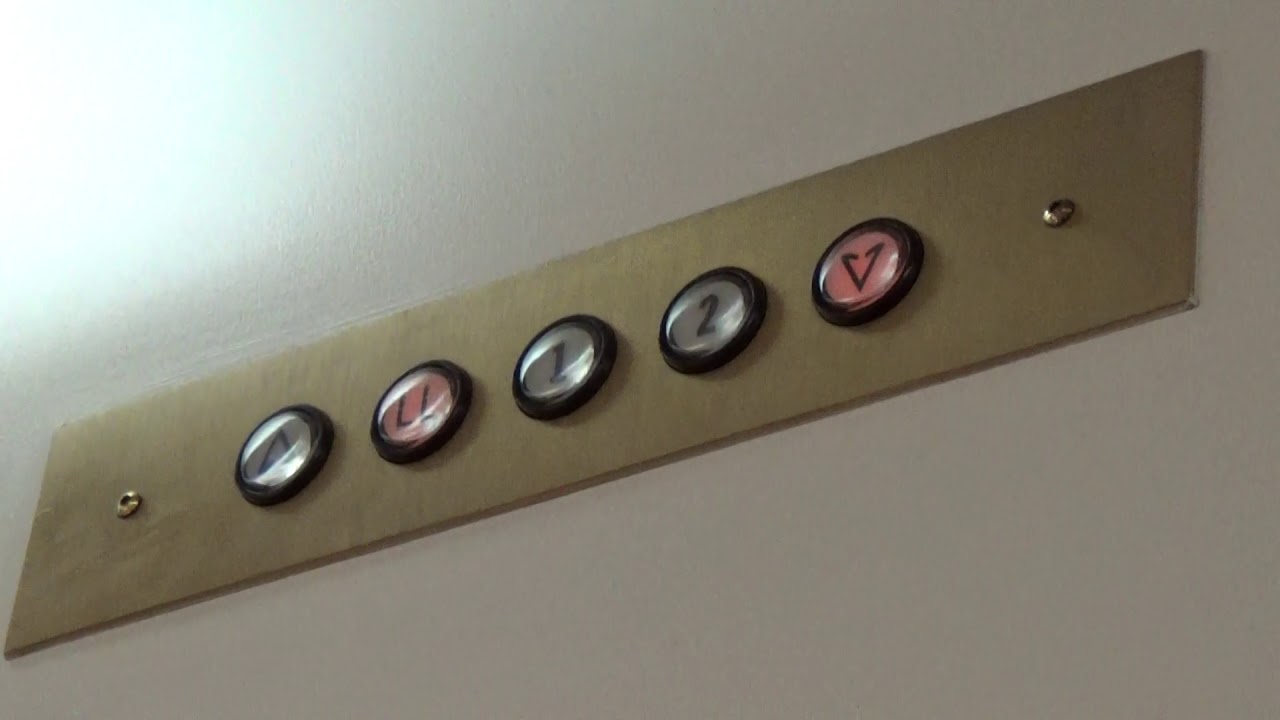 Montgomery Hydraulic Elevator at Macy's, Rosedale Center, Roseville, MN ...