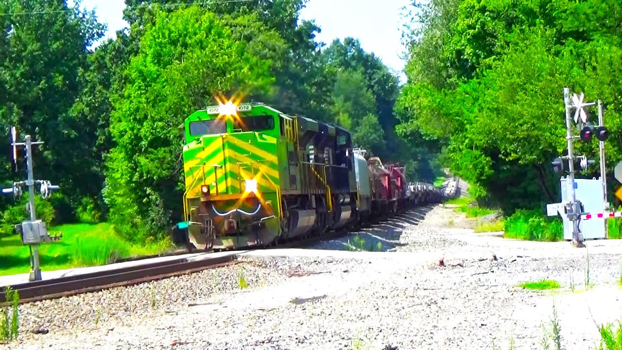 NS 1072 & NS 1208 in Summer at Ramsey, Indiana - YouTube