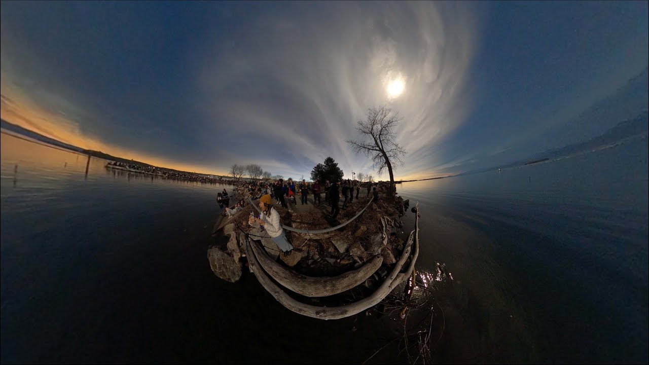 Solar Eclipse 2024 Lake Champlain, Burlington, Vermont - YouTube