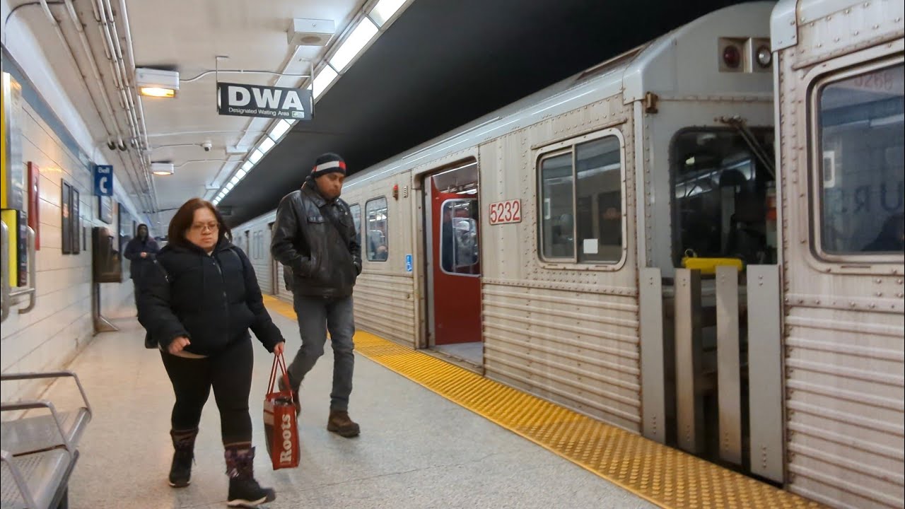 TTC Subway Train Ride on Line 2 from Dufferin Station to Bathurst ...