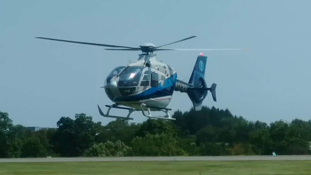 Airbus EC135P2 landing - YouTube