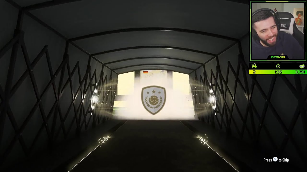 ZERKAA PACKS A 91 RATED ICON AGAINST SIMON - YouTube