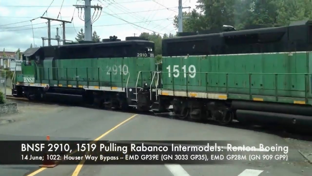 Seattle Trains: BNSF Trash Trains, for Boeing Renton 737 Plant, BN ...