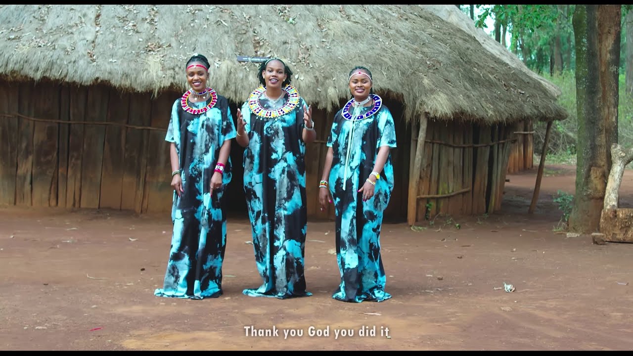 Lydia Nashami - Ashe Nkai (Official 4K Video) - YouTube
