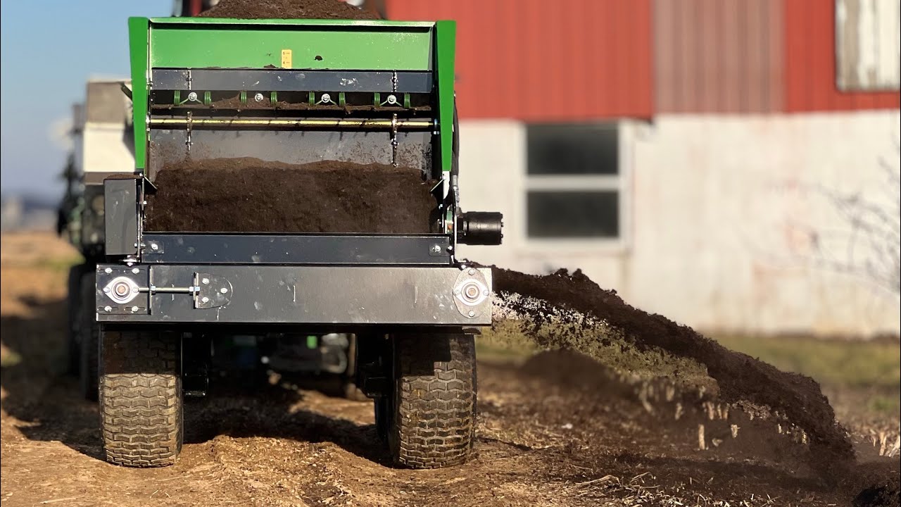 Spreading Compost to the Side: Earth & Turf Vineyard Special - YouTube