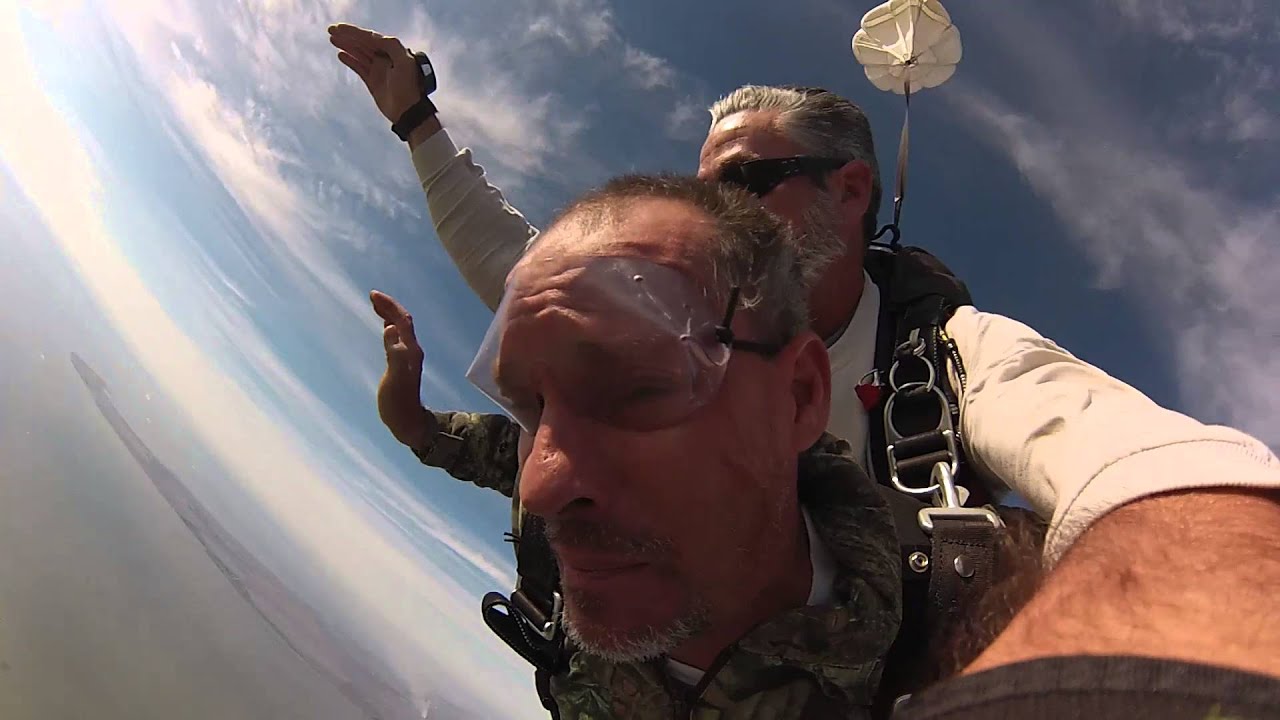 Marcus sky diving - YouTube