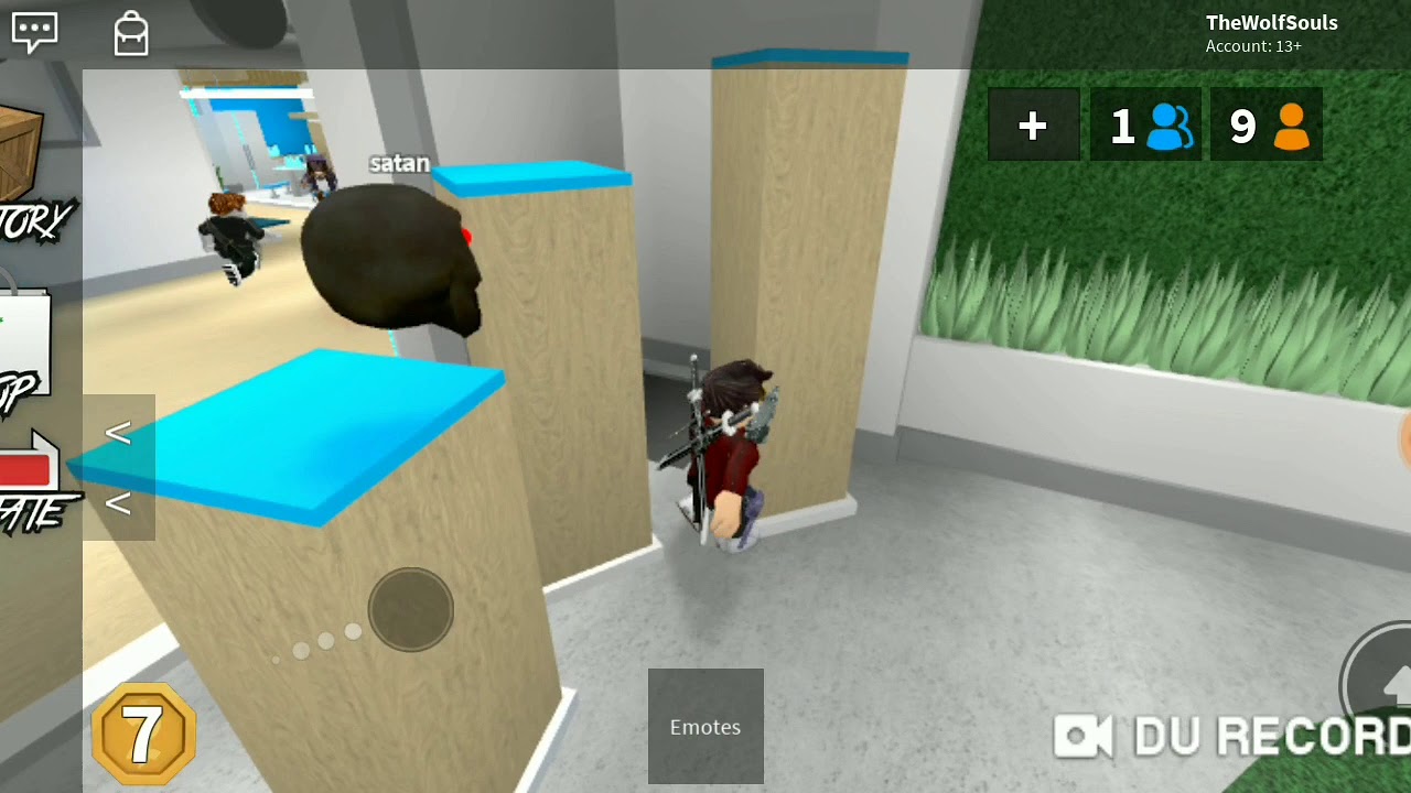 Playing roblox w/Viper Snake7565 - YouTube