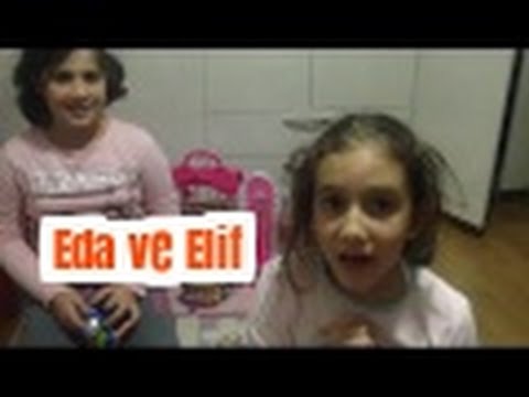 Prenses Eda Arkadaşı Elif ile barbie ve monster ebi yi seslendiriyor .