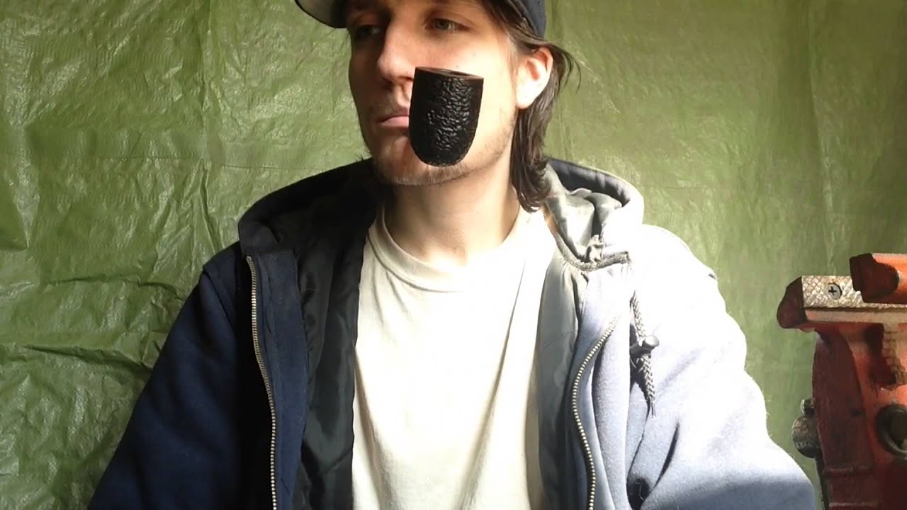 Hobo smokers hut - YouTube