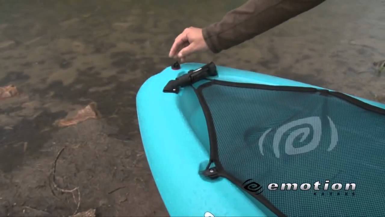 Emotion Kayaks Spitfire 9 - YouTube