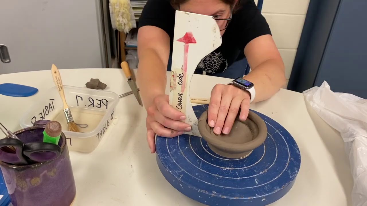 LC Ceramics Coil Pot Construction: Part 2 - YouTube