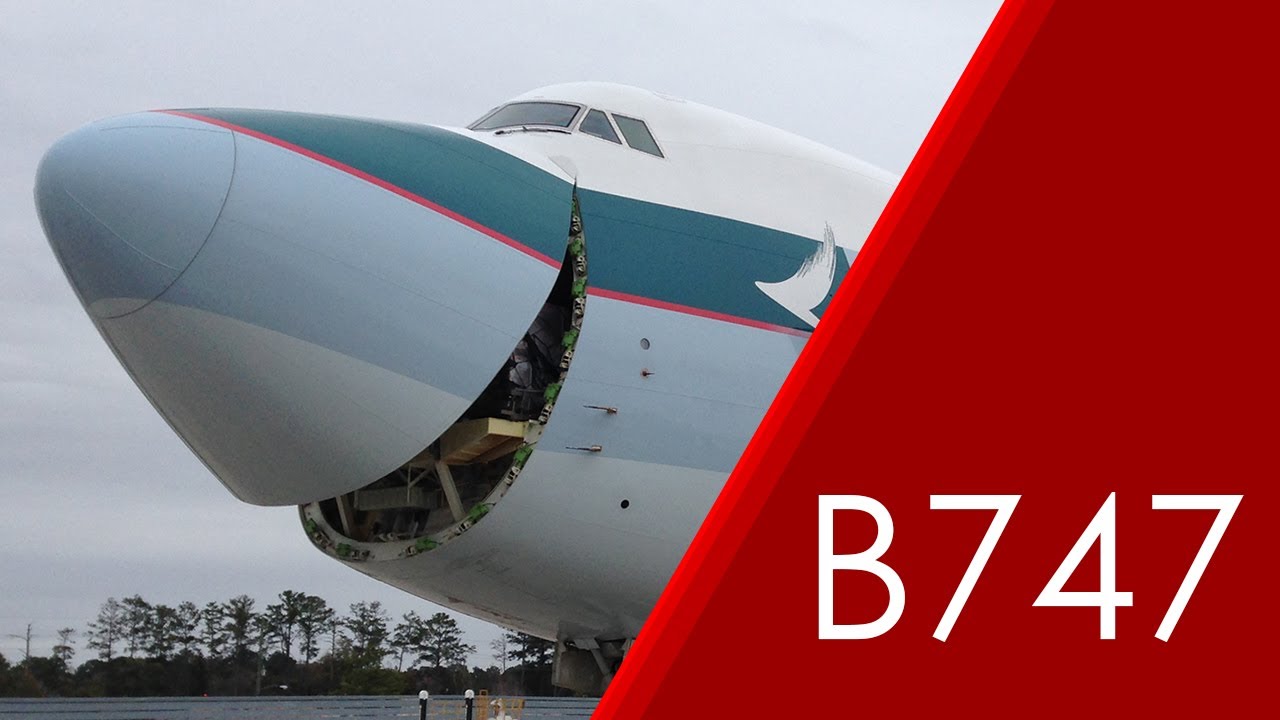 On the Ramp: 747-8 Freighter Operations - YouTube