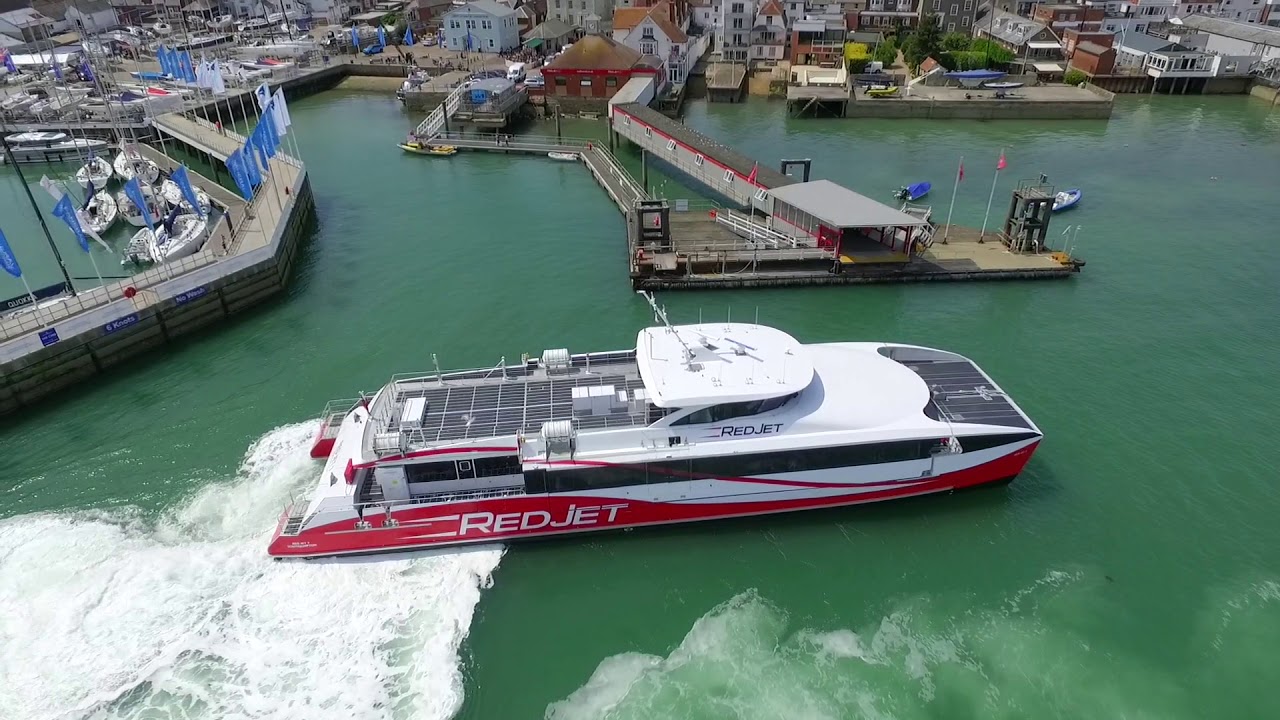 Red Jet 7 at sea - YouTube