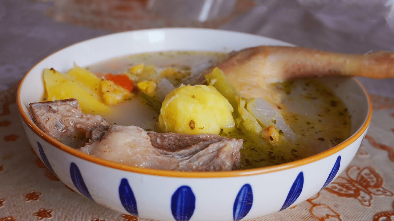 ️Una riquísima sopa para las temporadas frías ️😋 Chaque de plátano con ...